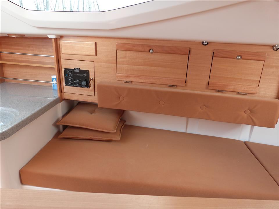 Dati tecnici Northman Maxus 22 barca nuova