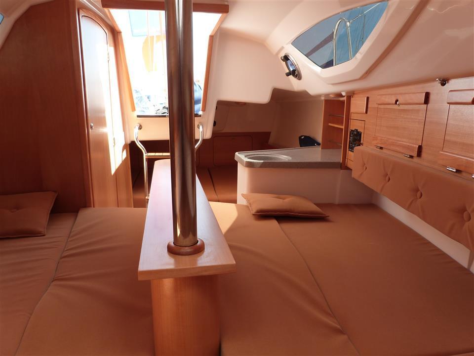 Dati tecnici Northman Maxus 22 barca nuova