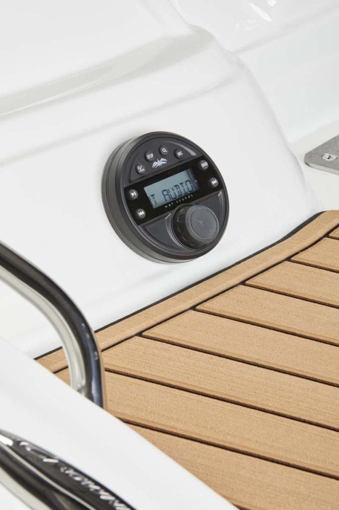 Technical data Crownline E225 XS New Boat