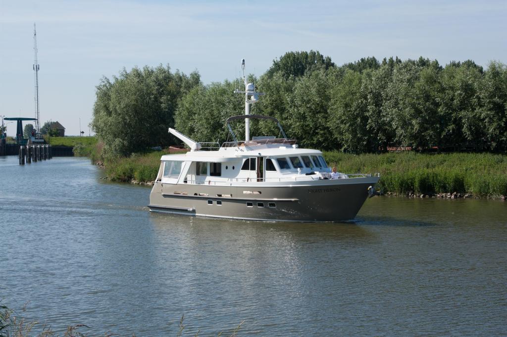 Technical data de Alm Almtrawler 1650 - 1700 New Boat
