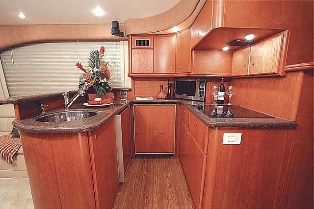 Technical data Silverton 45 T-Series New Boat